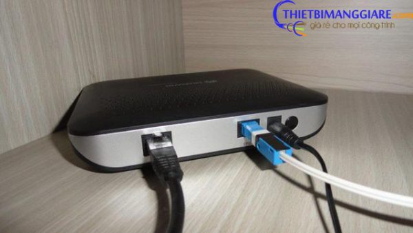 Tìm hiểu chi tiết về modem quang và converter cáp quang